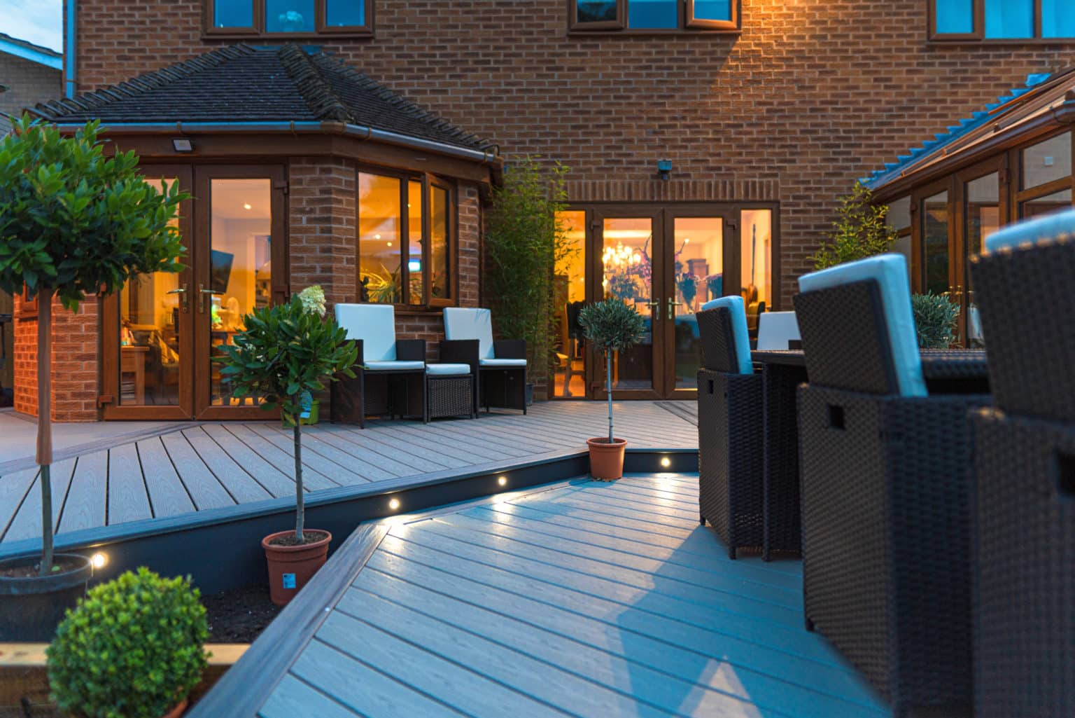 Outdoor living design with decking - Decking Network